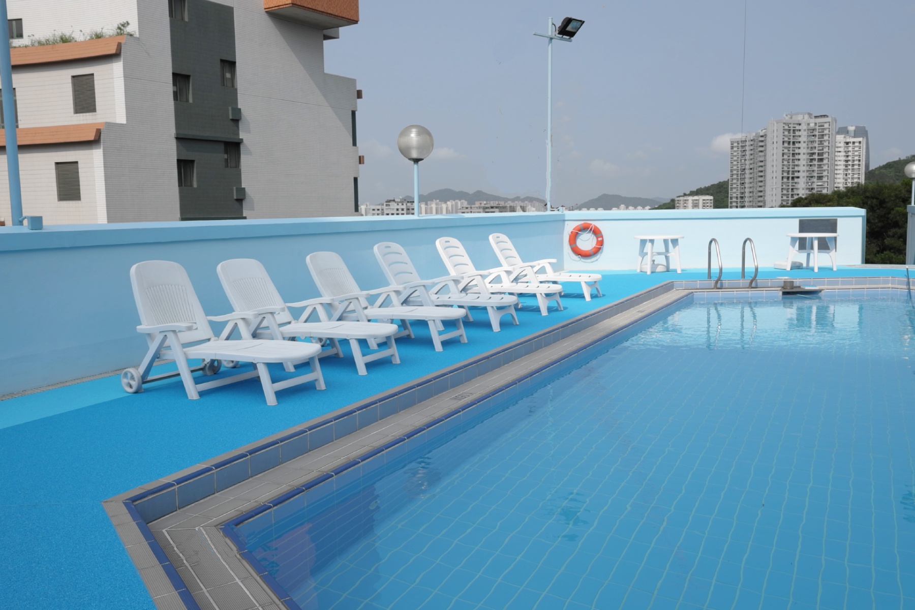 Waterproof PVC & Slip Resistant Swimming Pool Flooring